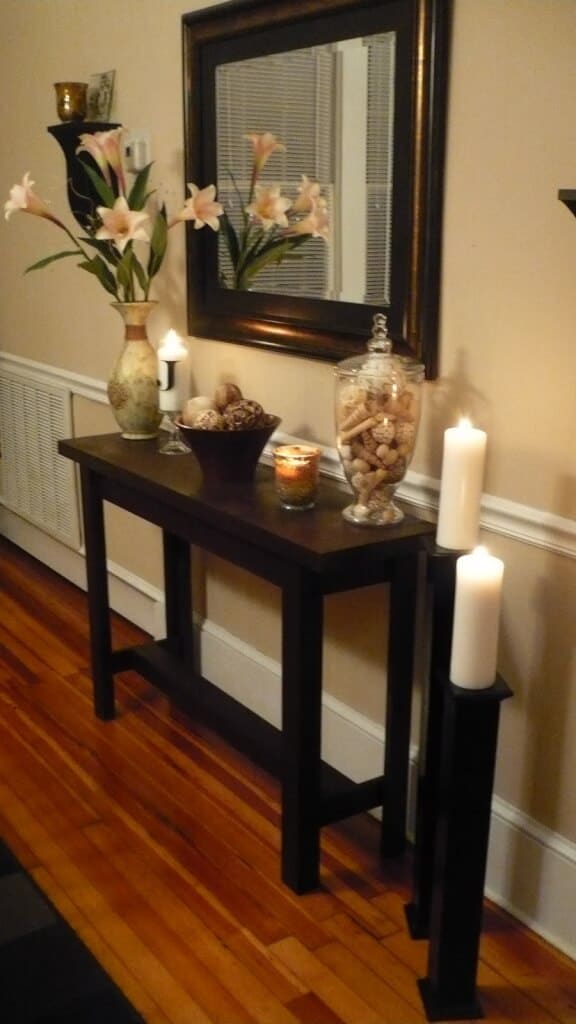 12 of The Best Foyer Table Ideas – Elegant Entry Tables – KudosHouse.com